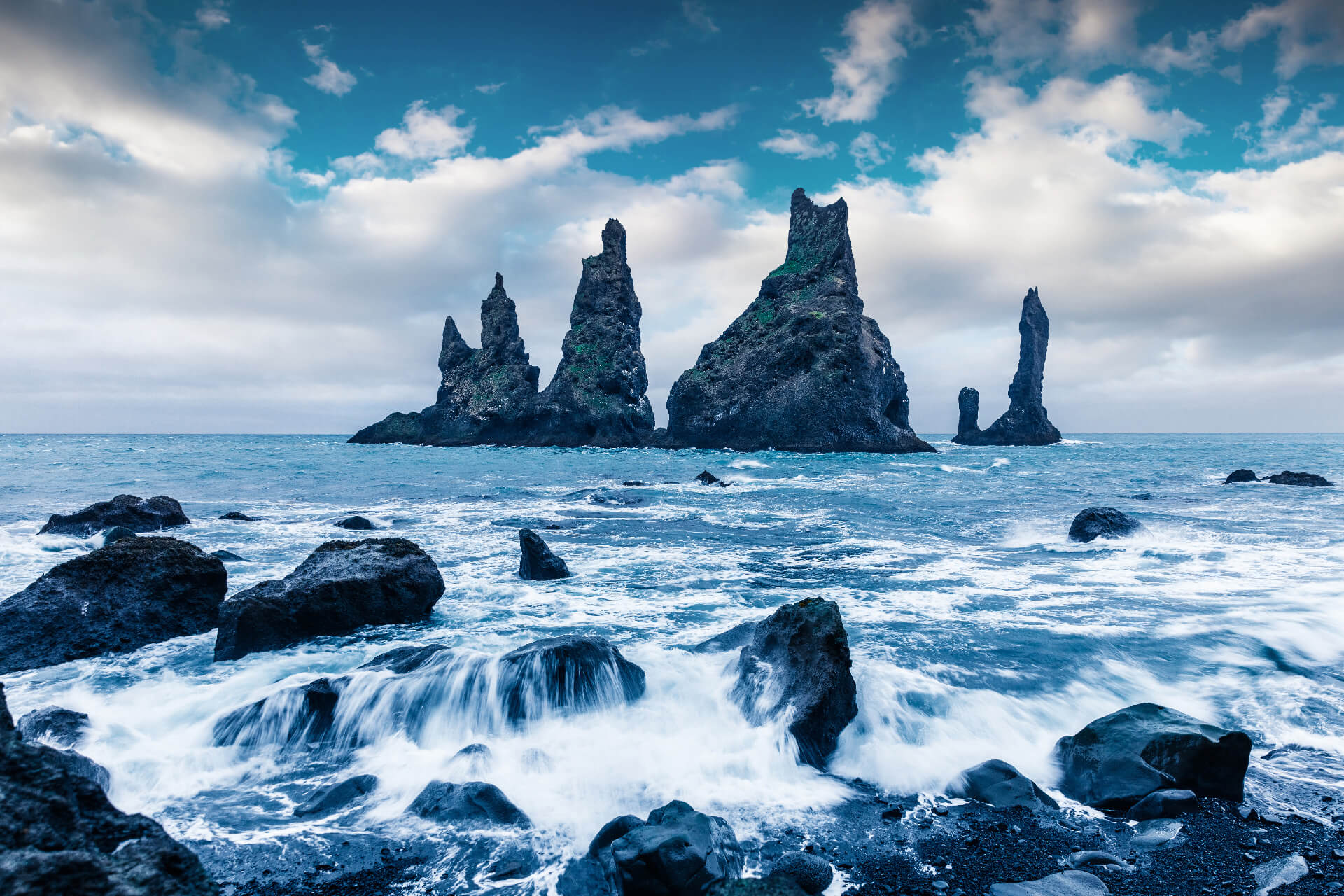 World's Best Cold-Water Dives - Newspaper Scuba Pro Demo